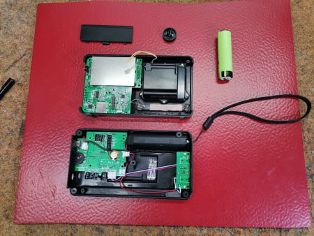 XHDATA D-109WB Radio Short Review with complete disassembly | Analog ...