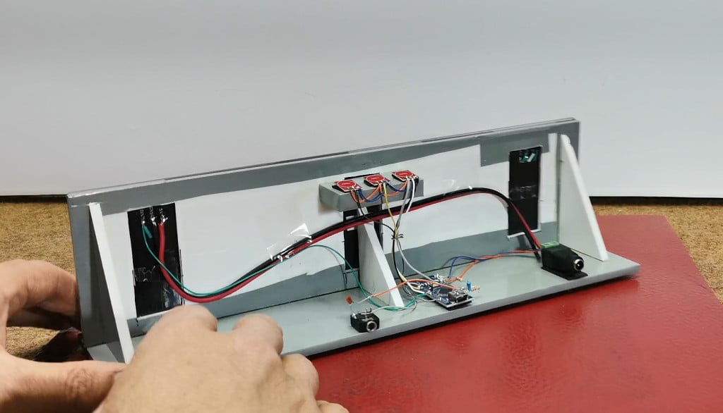 Arduino FFT Audio Spectrum analyzer on 8x32 color matrix WS2812B ...