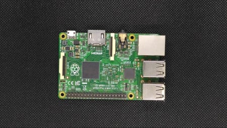 Connecting an LCD Screen to Raspberry Pi With a Logic Converter ...