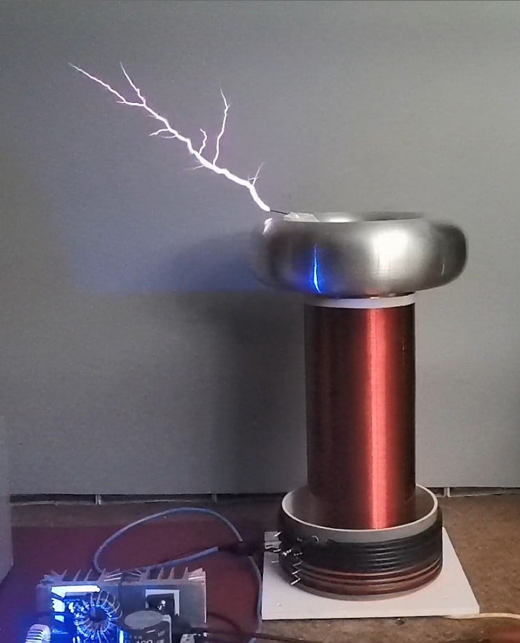 Exploring the Tesla Coil Driver Board, Full Review & Test Results ...