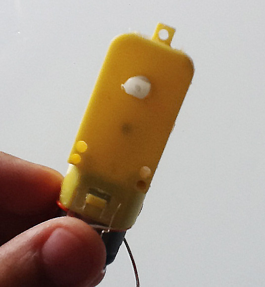 How to Build a Simple DIY Walking Robot | Custom | Maker Pro