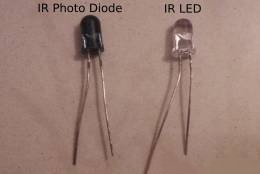 How to Make a Line Follower Robot in 10 Minutes | Arduino | Maker Pro