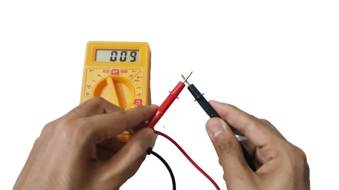 How to Use a Digital Multimeter for Beginners | Custom | Maker Pro