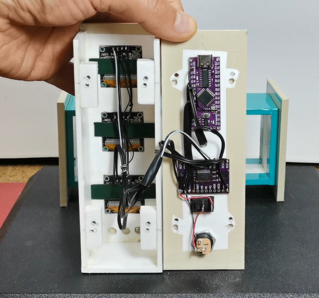 DIY 3-Display OLED Clock with Arduino and I2C Multiplexer | Arduino ...