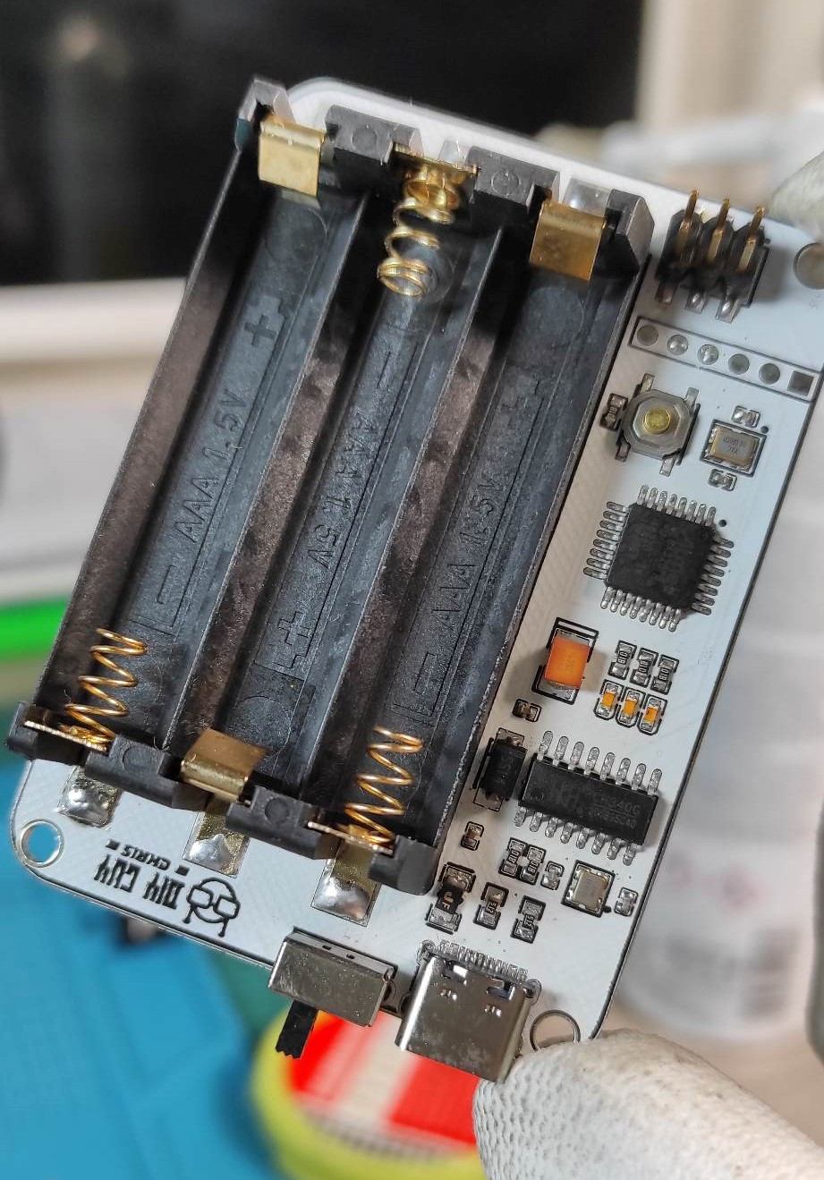 Easy Low-Cost Bluetooth Camera Light | Arduino | Maker Pro