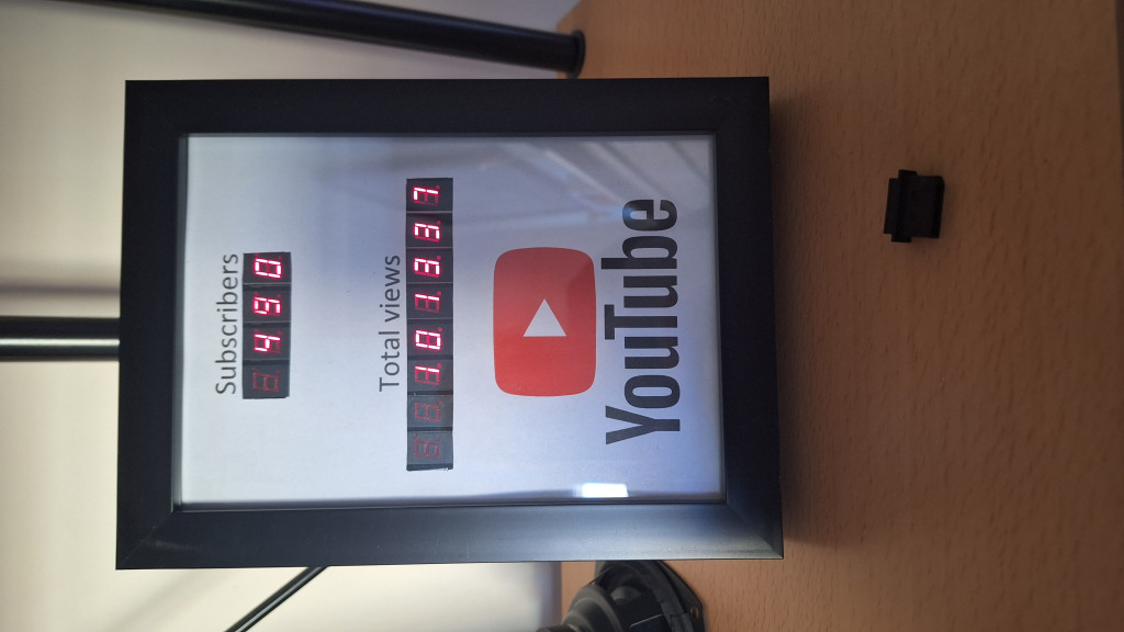 A simple YouTube channel statistics display | ESP8266 | Maker Pro