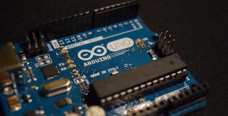 Common Communication Peripherals on the Arduino: UART, I2C, and SPI ...