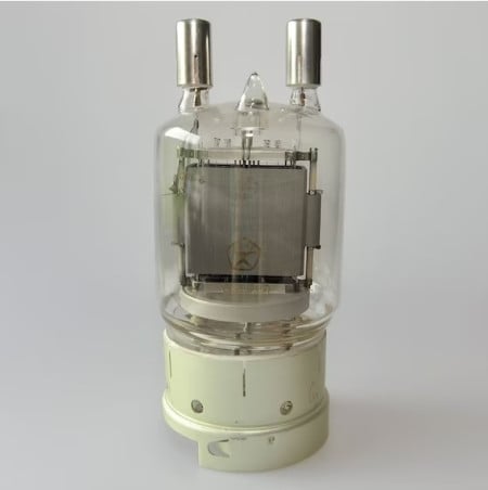 DIY simple GU81 Tube Hybrid Amplifier (130 watts RMS in A class ...