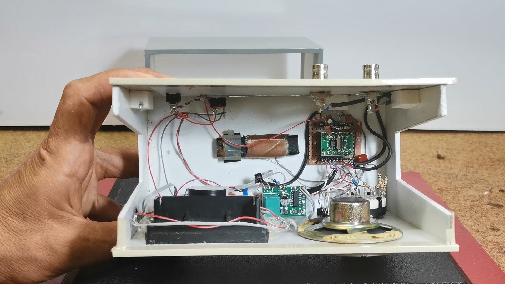 DIY Si4825 A10 multiband Radio (MW,SW,FM) | Analog | Maker Pro