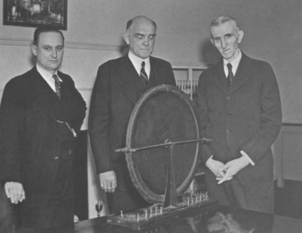 A Tribute to The World’s First Electrical Engineers | Maker Pro