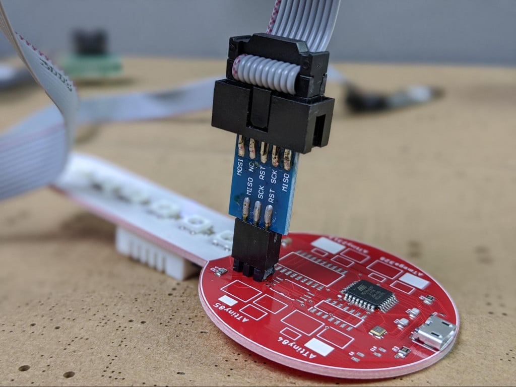 How To Program Attiny Mcus By Using Isp Headers Custom Maker Pro