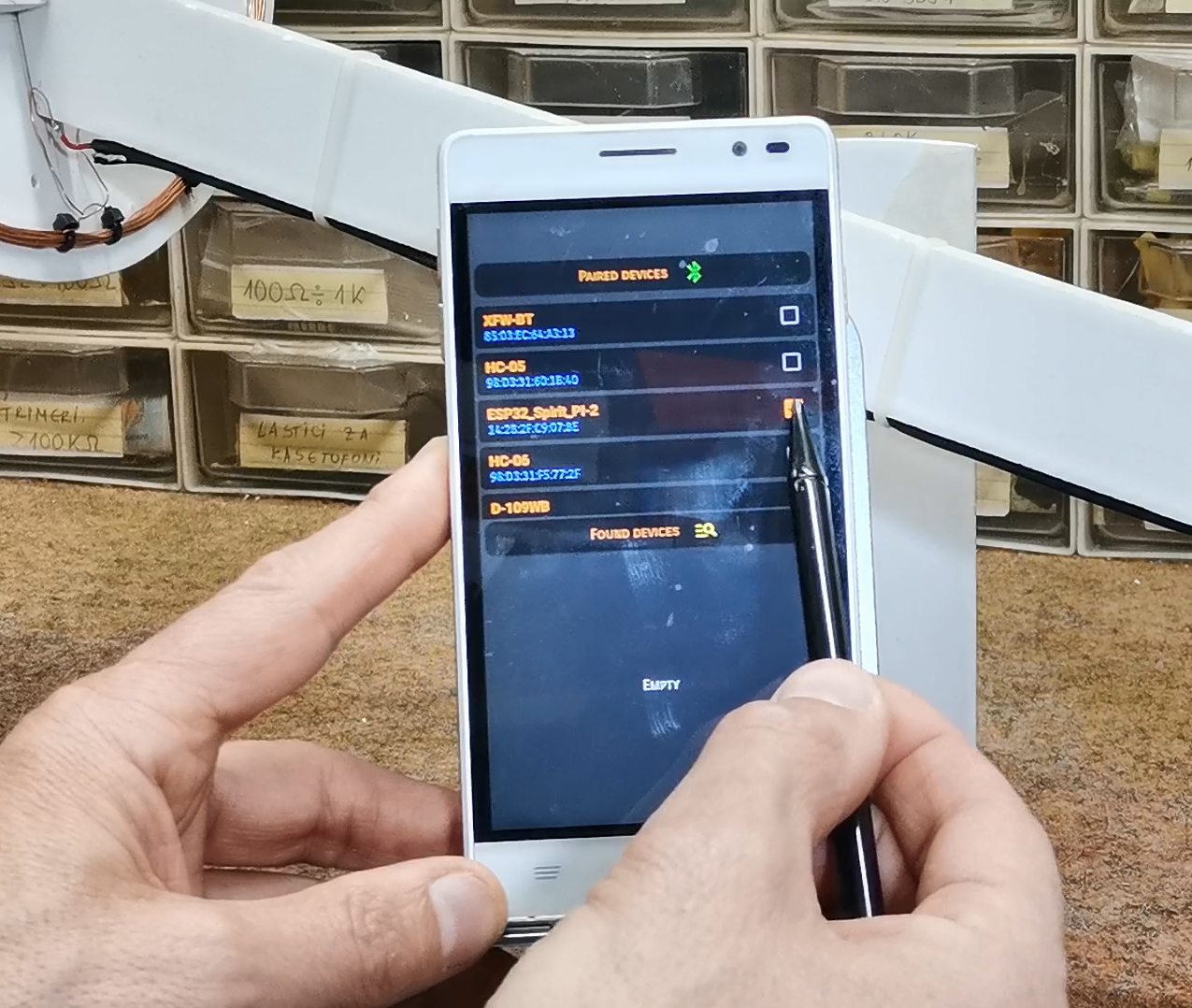 DIY -Spirit PI- ESP32 + Smartphone Sensitive Metal Detector | Everything ESP | Maker Pro