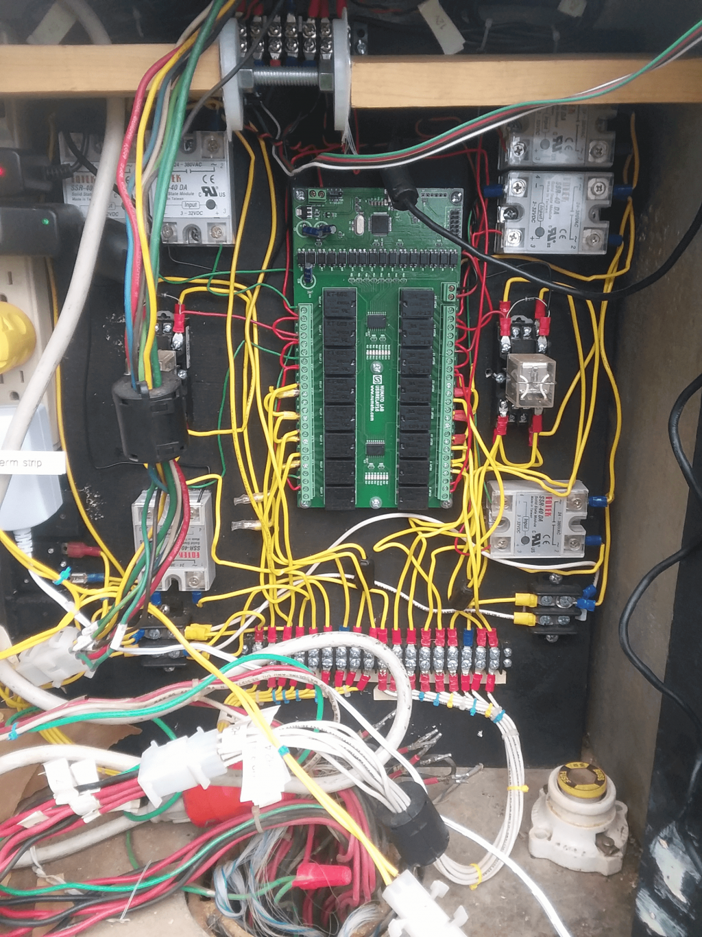 Acme Traffic Light Restoration Using Raspberry Pi | Raspberry Pi ...