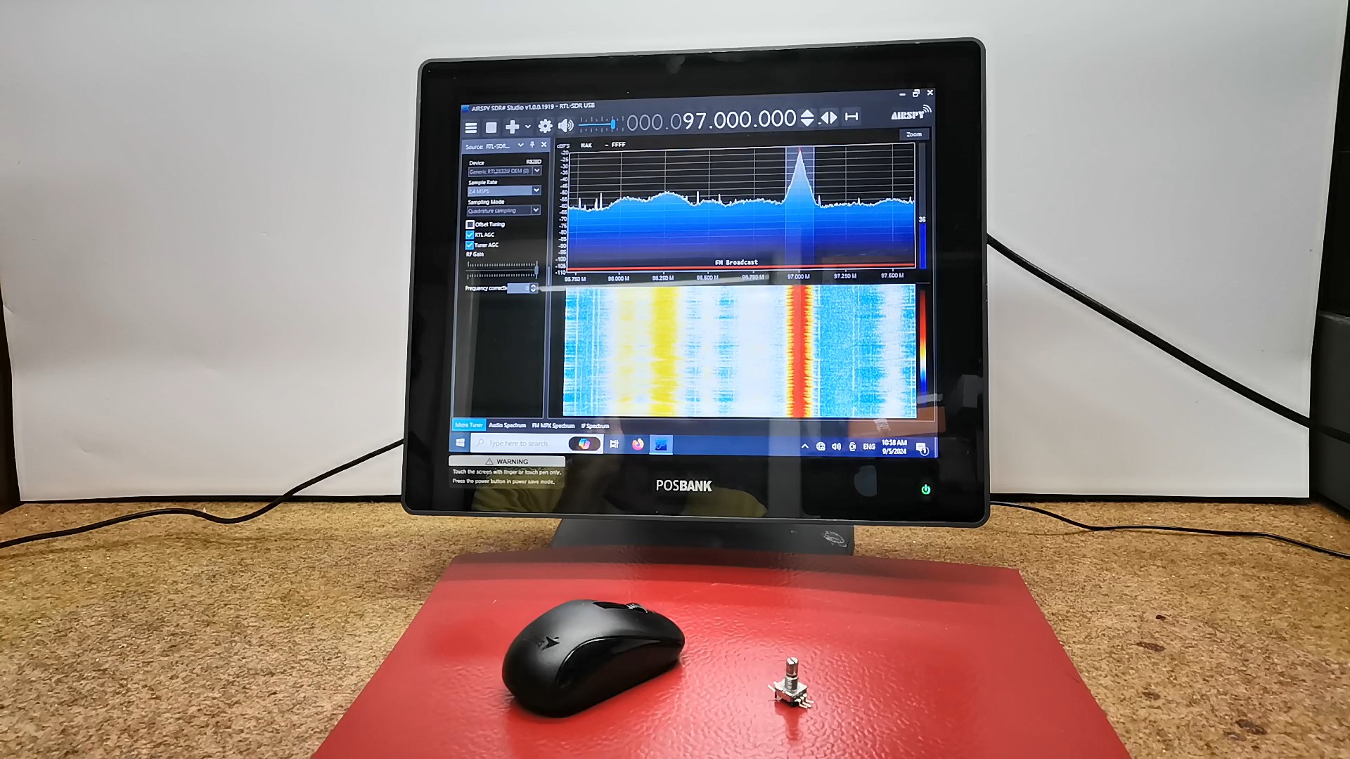 How to turn a Mouse into a Wireless Tuning Knob for SDR Radio | Arduino | Maker Pro