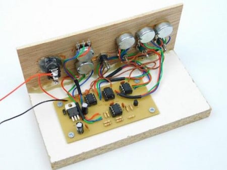 How to Build a Signal Generator | Custom | Maker Pro