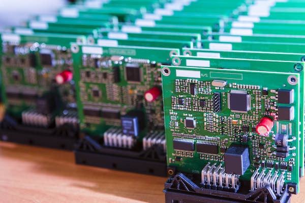 Electronic Component Sourcing: Understanding the Supply Chain | Maker Pro