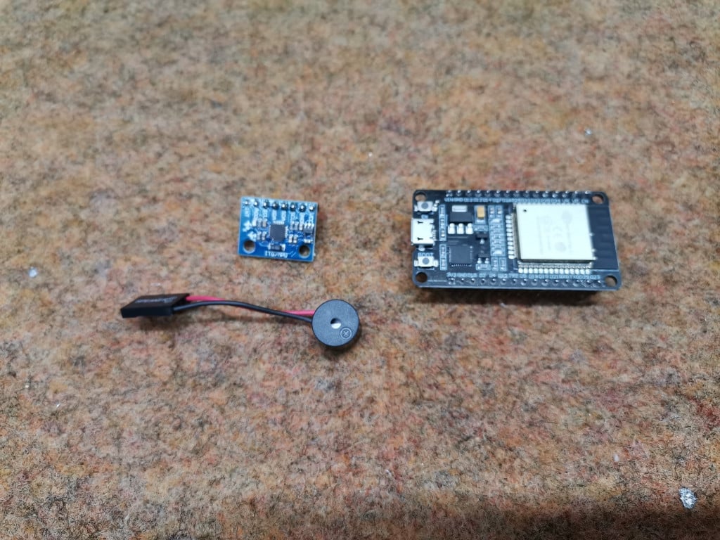 TWANG - ESP32 Led Strip 1D Game | Arduino | Maker Pro