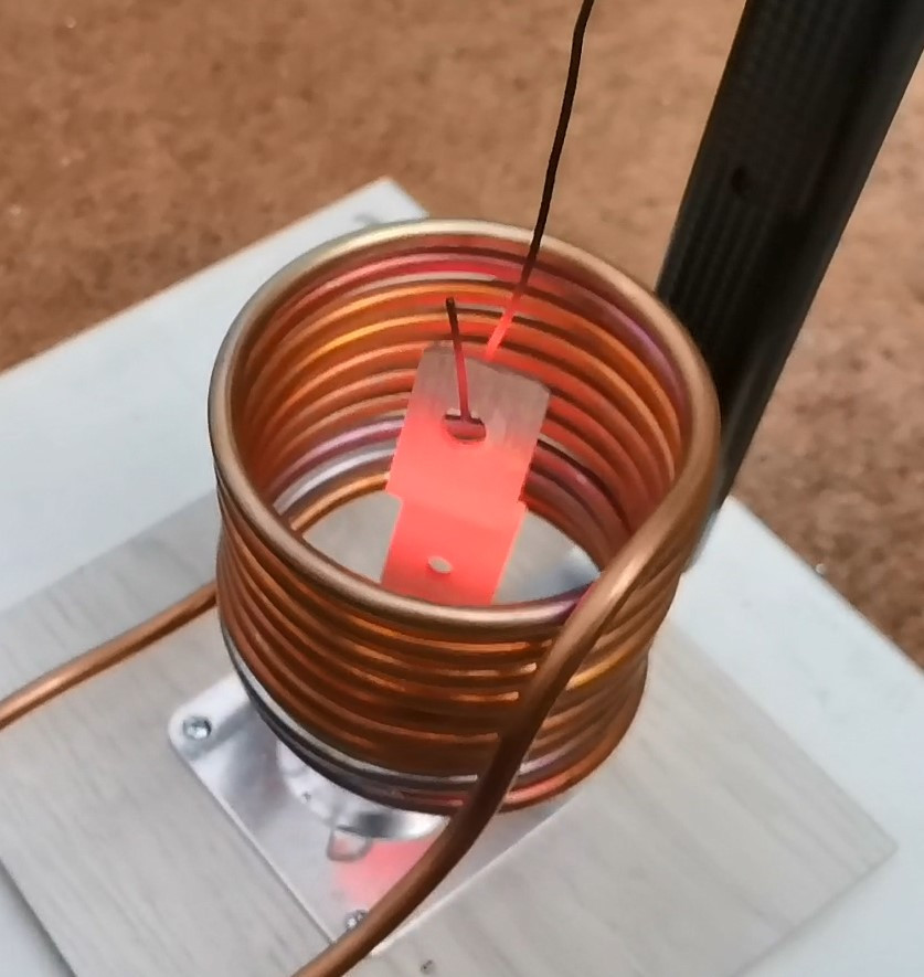 Testing 2500W Large Induction Heater | Analog | Maker Pro